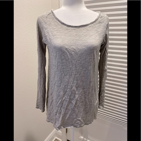 Tops | Basic Greay Top With Sequins Back | Poshmark